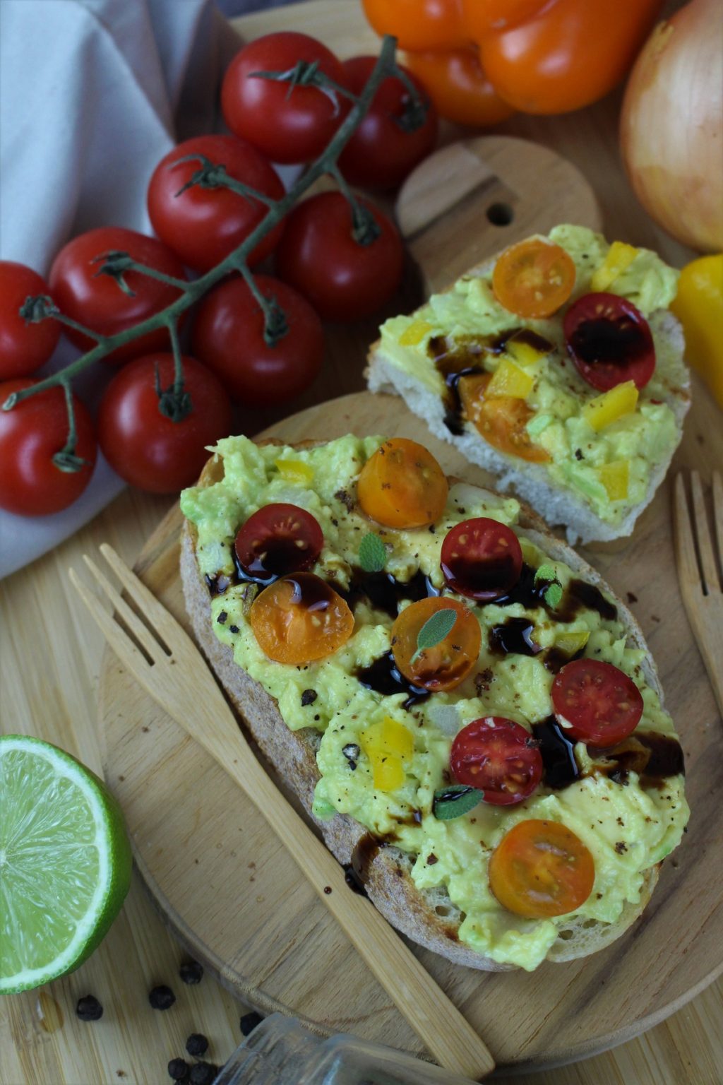 Abacate Toast - Bru Calderon